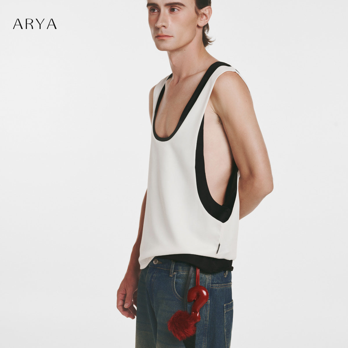 ARYA - RED QUESTION MARK CHARM - ASTOUD